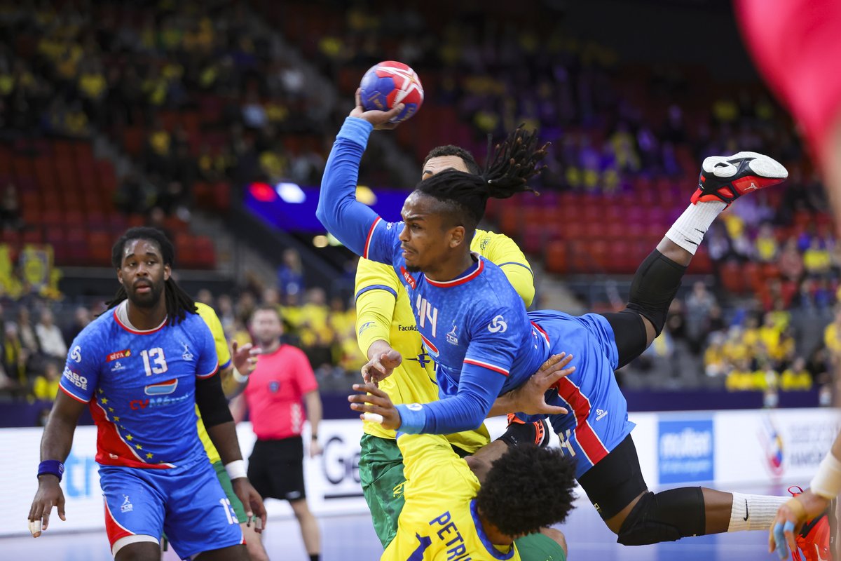 Beint: Grænhöfðaeyjar-Ungverjaland - RÚV.is